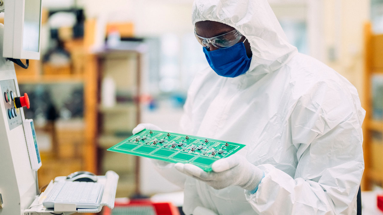 IPC‑A‑610 Classes in PCB Assembly: What OEMs Need to Know | Foxtronics EMS